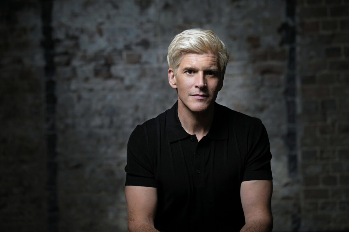 Osher Günsberg: A World of Pain premieres Thursday 21 November on SBS and SBS On Demand - SBS About