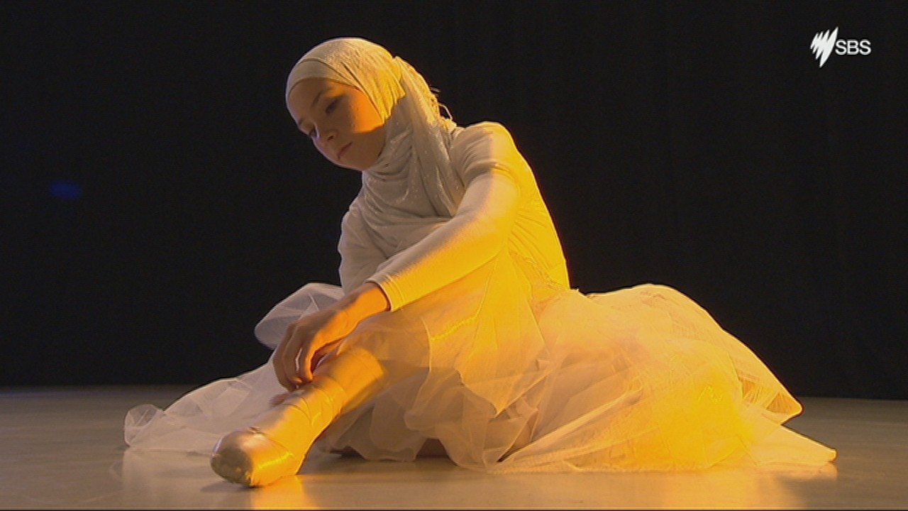 Young Muslim ballet dancer aims to break new ground | SBS News